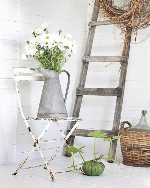 DIY Farmhouse Decor - 300 Easy Craft Ideas