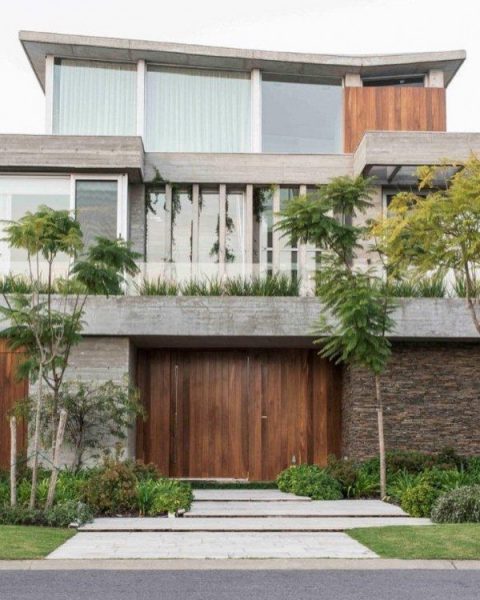 20 Spectacular Modern Houses to Go Crazy About