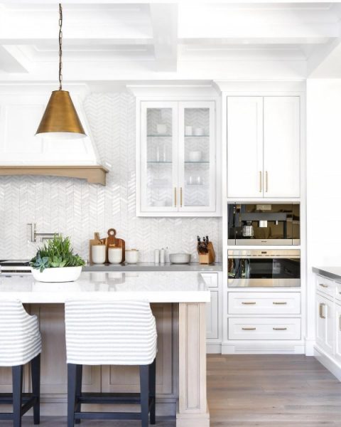 21 Best Modern White Kitchen Cabinet Ideas