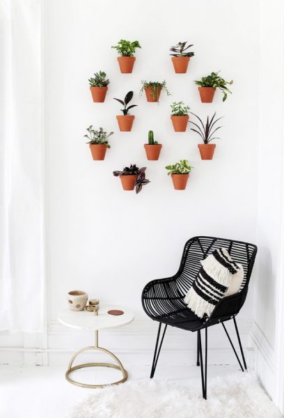 28 Easy DIY Wall Planters to Green Up Your Home Walls
