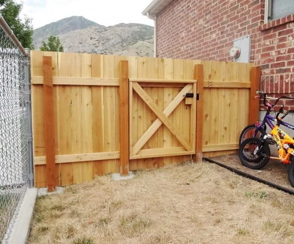 20 Easy & Beautiful DIY Fence Ideas You Can Build Over the Weekend