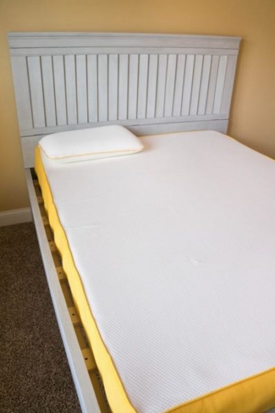 104 DIY Headboard Ideas on a Budget