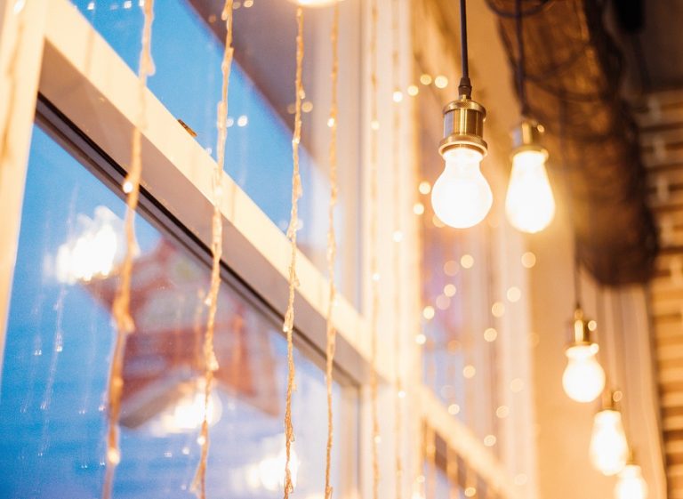 How to Give Windows Privacy Without Blinds [16 Ways]