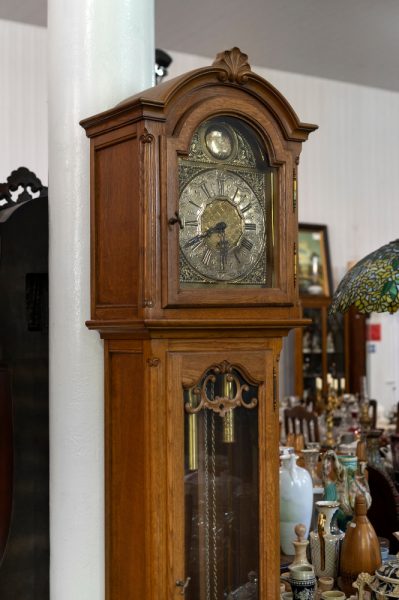 19 Wall Clock Alternatives for Timeless Decor