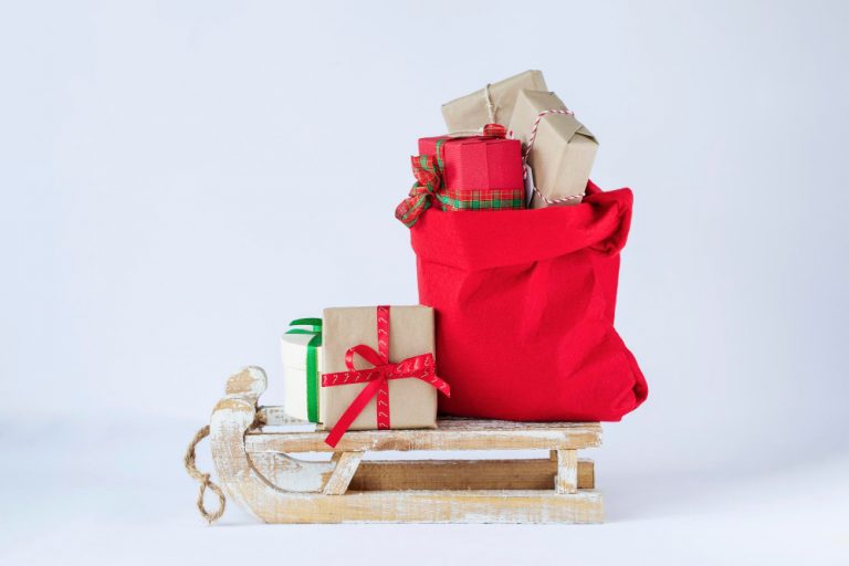 20 Unique Christmas Gift Exchange Alternatives: Ideas for Memorable ...