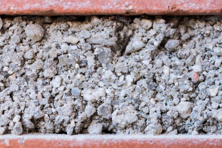 20 Best Eco-Friendly and Efficient Alternatives to Fiberglass Insulation