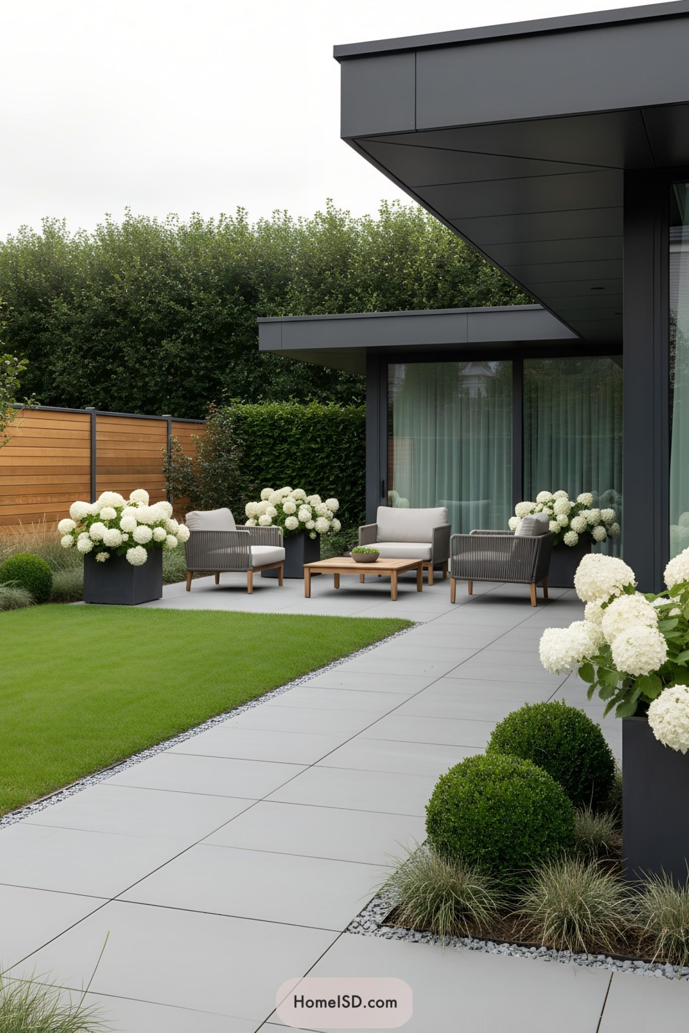 25 European Landscape Designs to Fancy Up Your Yard
