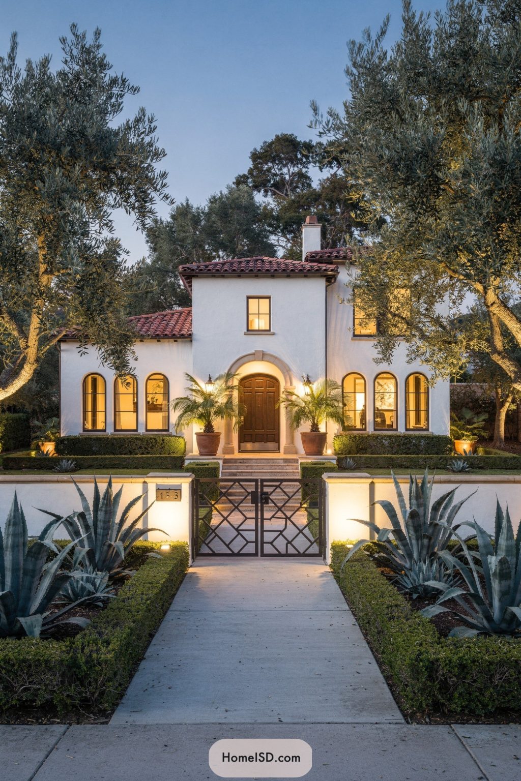 20 Spanish House Landscaping Ideas for Vibrant Outdoors
